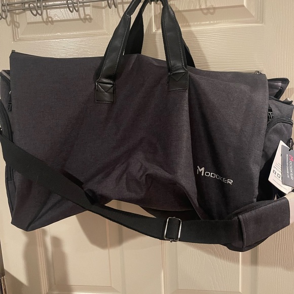 Modoker | Bags | Convertible Garment Bag With Shoulder Strap Modoker ...